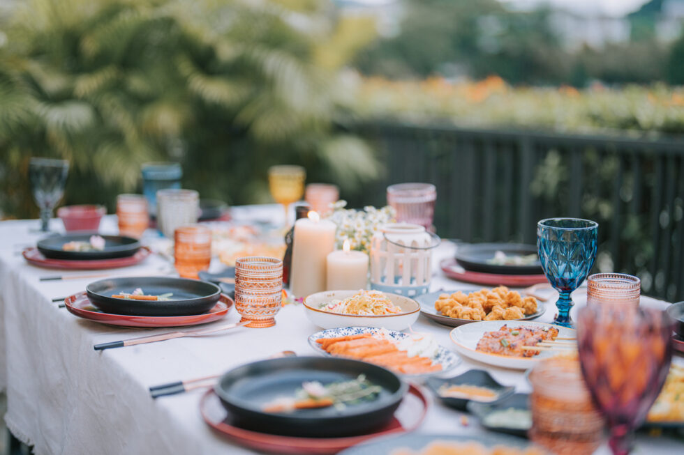 How to Mix and Match Dinnerware for an Event | Long Island Tent & Party ...